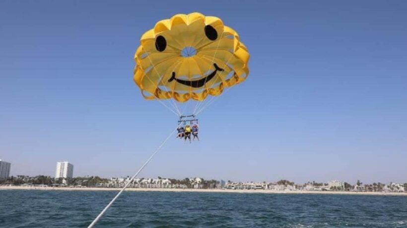 Punta Cana: Catamaran Cruise, Parasailing, and Snorkeling - Key Points