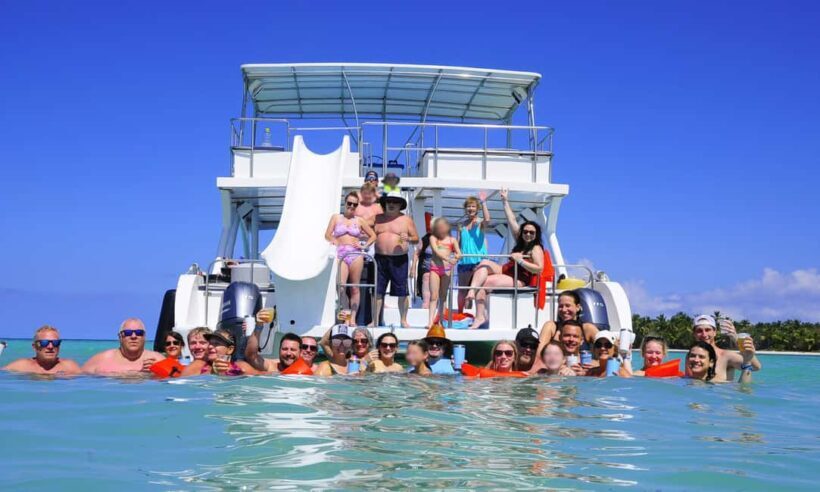 Punta Cana: Catamaran Tour with Reef Snorkeling and Open Bar - Key Points