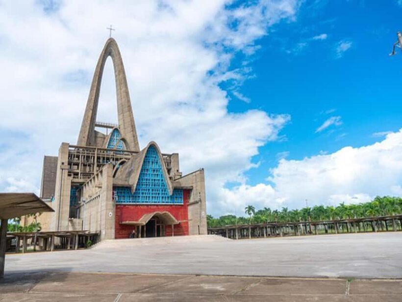 Punta Cana: Higuey Tour Excursion Cultural - Visiting a Family Home & Learning About the Economy