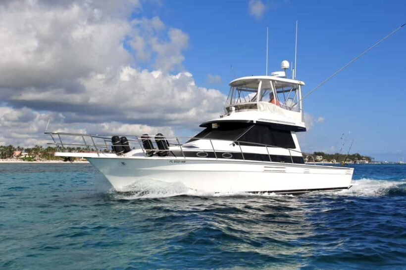 Punta Cana offshore private fishing charter "Sherlock" 39 ' - The Experience and What You Can Expect