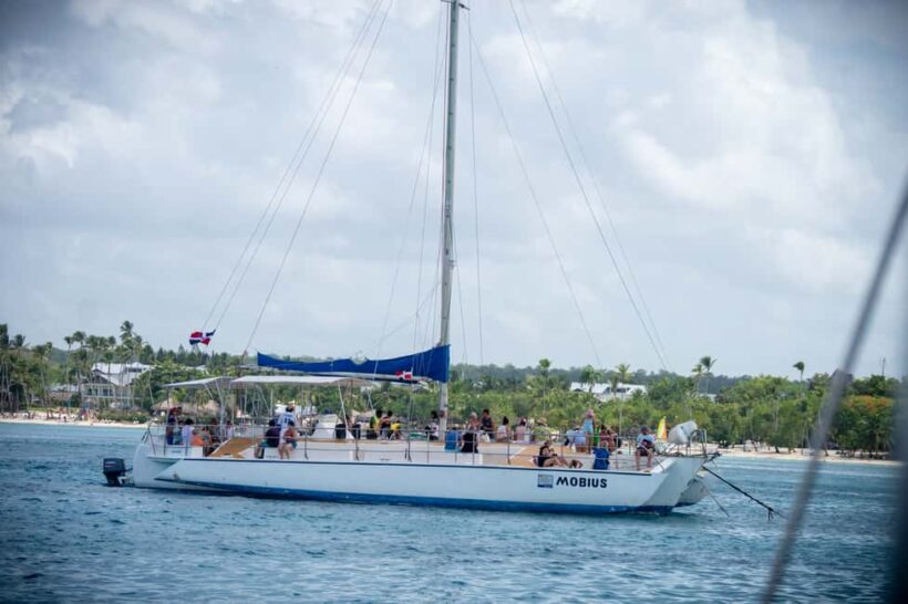 Punta Cana: Party Boat Booze Cruise with Hotel Transfers - FAQ