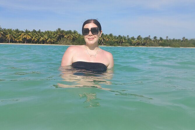 Punta Cana Party Boat with Open Bar, Snorkeling & Natural Pool - FAQ