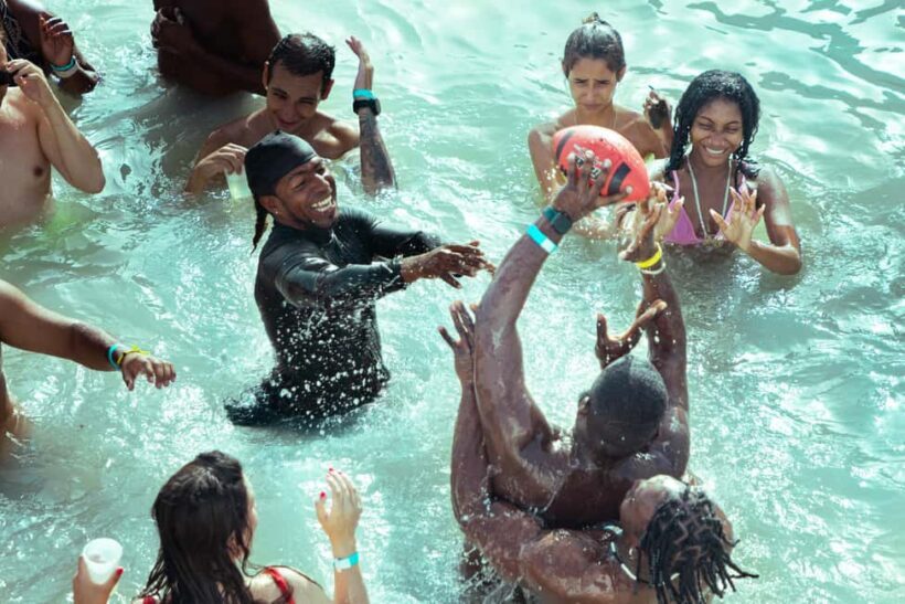 Punta Cana Party Boat with Snorkeling and Open Bar included - Key Points