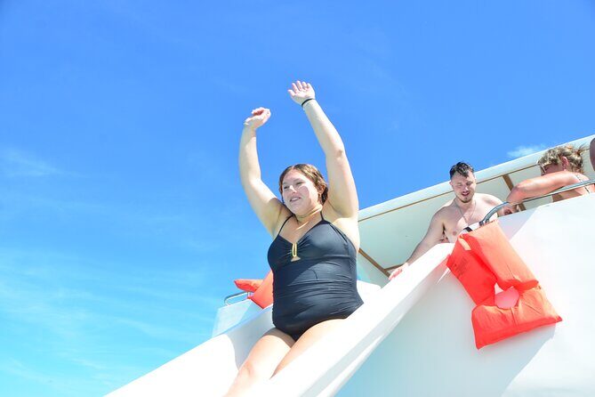 Punta cana Private cruise with slide and unlimited drinks - FAQ