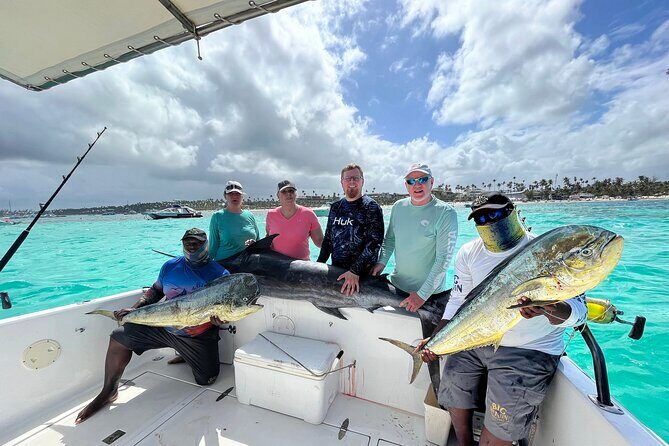 Punta Cana Private Fishing Charter on 39 Foot Boat with Bevarages - Key Points