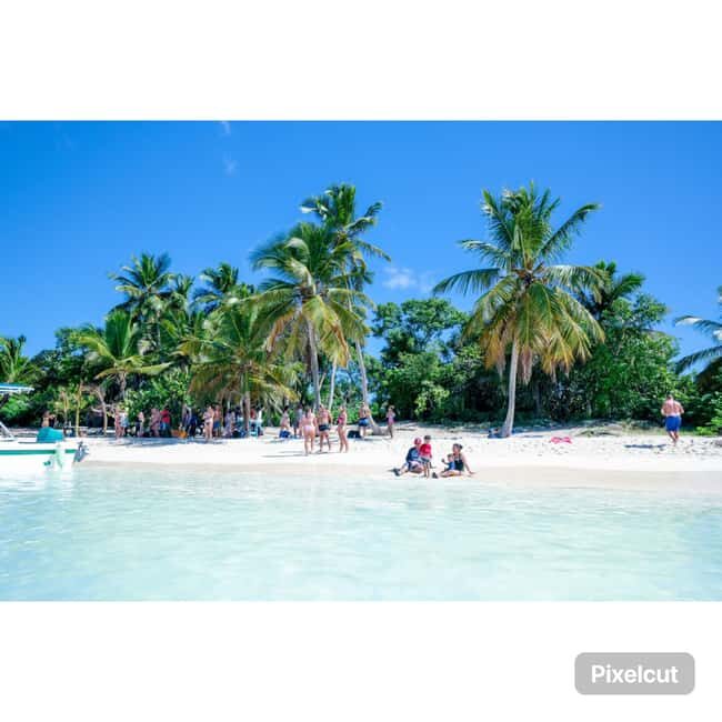 Punta Cana: Saona Island Day Trip with Catamaran Cruise - Who Should Consider This Tour?