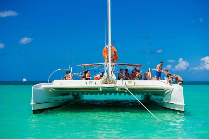 Punta Cana: Saona Island Full-Day Open Bar, Lunch & Transfer - Key Points