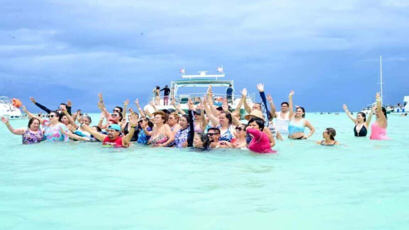 Punta Cana: Saona Island Tour with Lunch and Drinks - Key Points