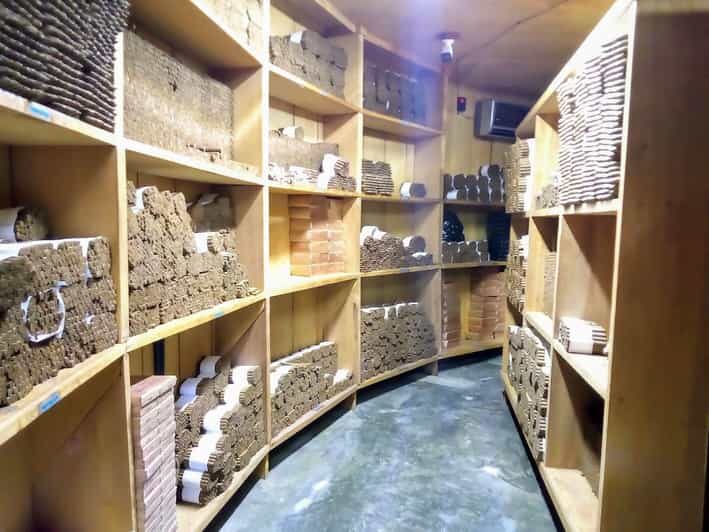 Punta Cana: Shopping Tour In Don Lucas Cigar Factory - Who Might Want to Skip It?