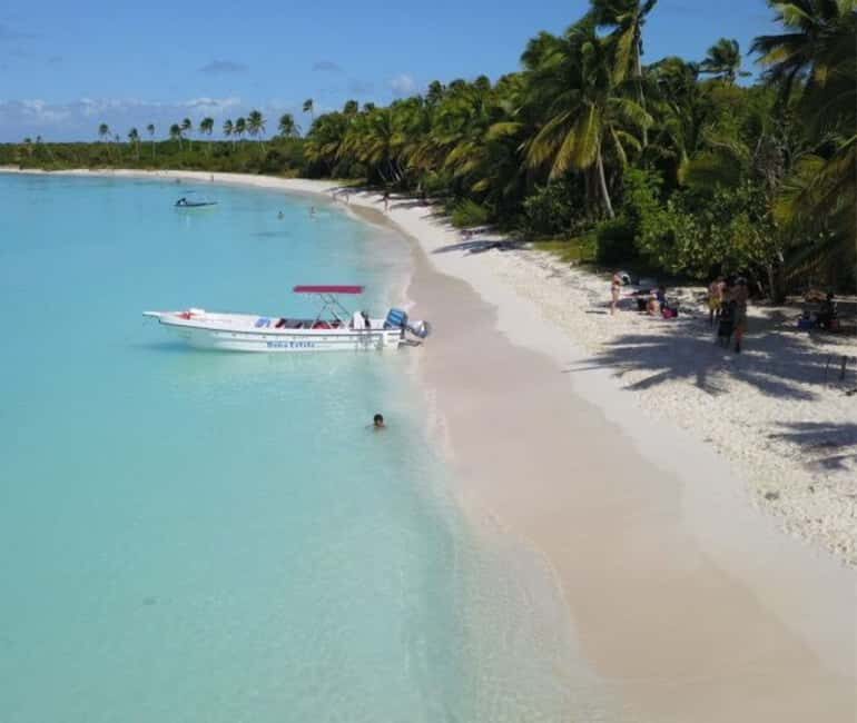 Punta Cana: Three Treasures of Saona - Palmilla, Pueblo & Canto de la playa - A Deep Dive into the Saona Adventure