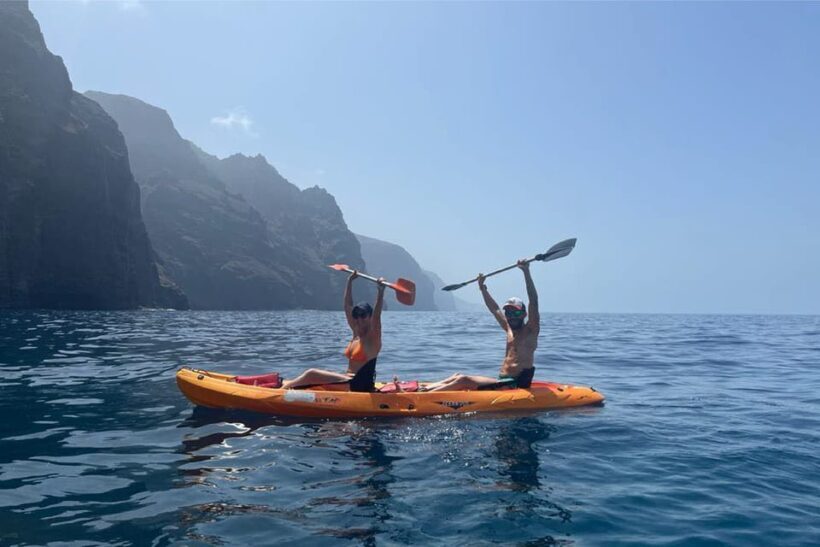 Punta de Teno: Kayak Safari overlooking Los Gigantes Cliffs - An In-Depth Review of the Kayak Safari Experience