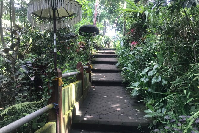 Purification Holy Bath at Beji Gria Waterfall - FAQs