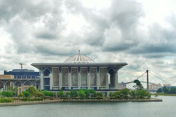 Putrajaya Half-day City Tour - Exploring the Highlights of Putrajaya