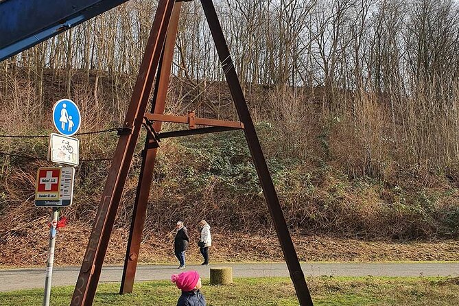 Puzzle scavenger hunt around the Gelsenkirchen stairway to heaven - Practical aspects and logistics
