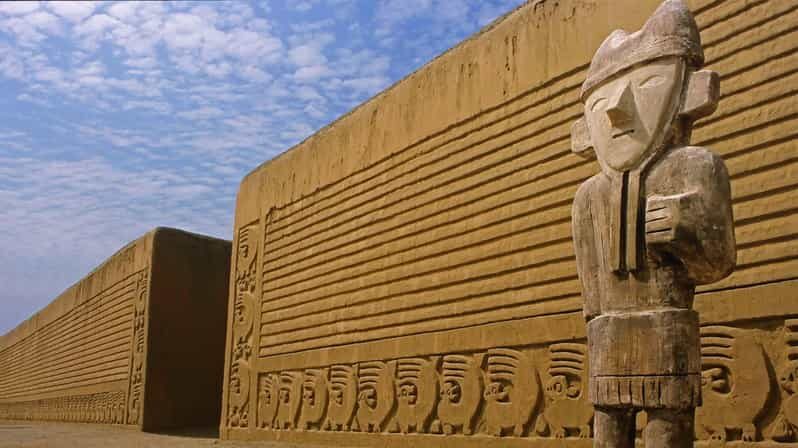 Pyramids of the Sun and the Moon, Huanchaco and Chan Chan - Key Points