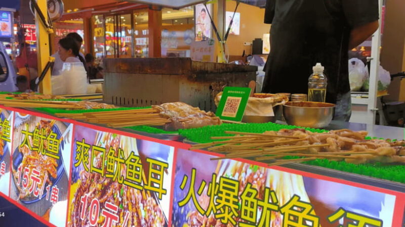 Qingdao walking Night tour with Seafood hot pot and beer - Key Points