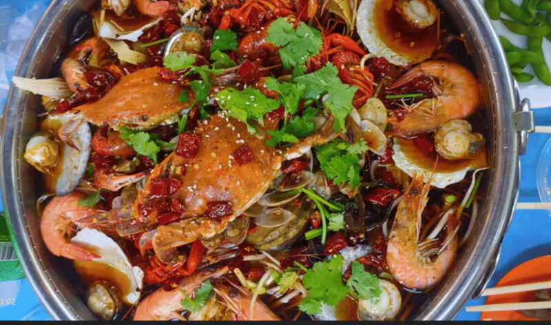 Qingdao walking Night tour with Seafood hot pot and beer - The Value of This Experience