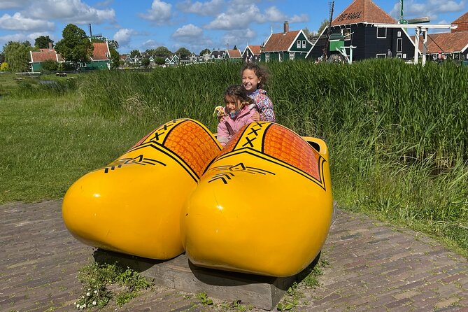 Quaint Dutch Countryside, Windmills & Fishing Villages - Taking in the Local Cheese Culture