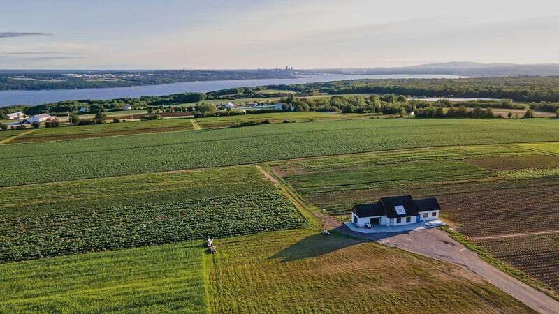 Quebec City - E-Tandem Rental on Ile d'Orléans - What Makes This Tour Stand Out