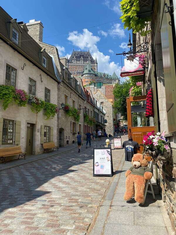 Quebec City: Historic District Walking Tour (3h) - FAQ