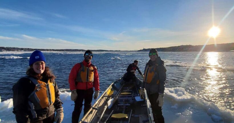 Quebec City: Sunset Ice Canoe Experience with Sauna - FAQ