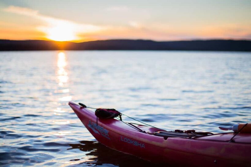 Quebec City Sunset Sea-Kayaking Tour with Mapple Wine - Key Points