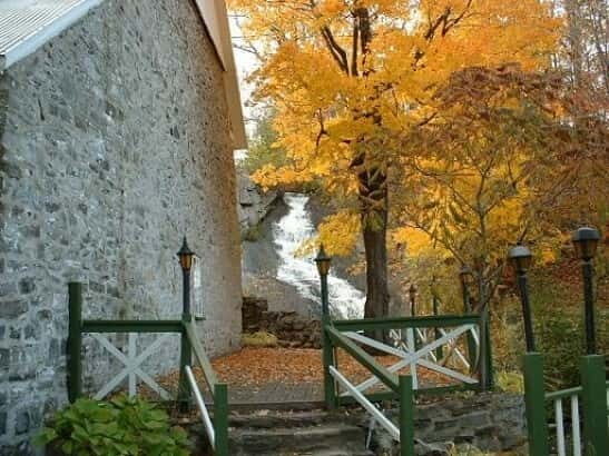 Quebec: City Tour, Montmorency Falls & Île d'Orléans Tour - Key Points
