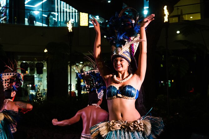 Queens Luau in the Heart of Waikiki - The Experiences Atmosphere and Audience