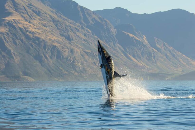 Queenstown: Hydro Attack Shark Ride - A Close Look at the Hydro Attack Shark Ride
