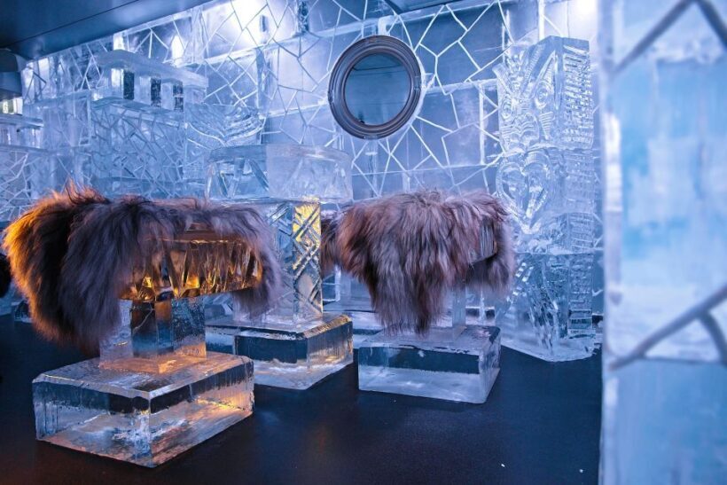 Queenstown: Ice Bar Entry with Warm Winter Gear and Drink - Key Points