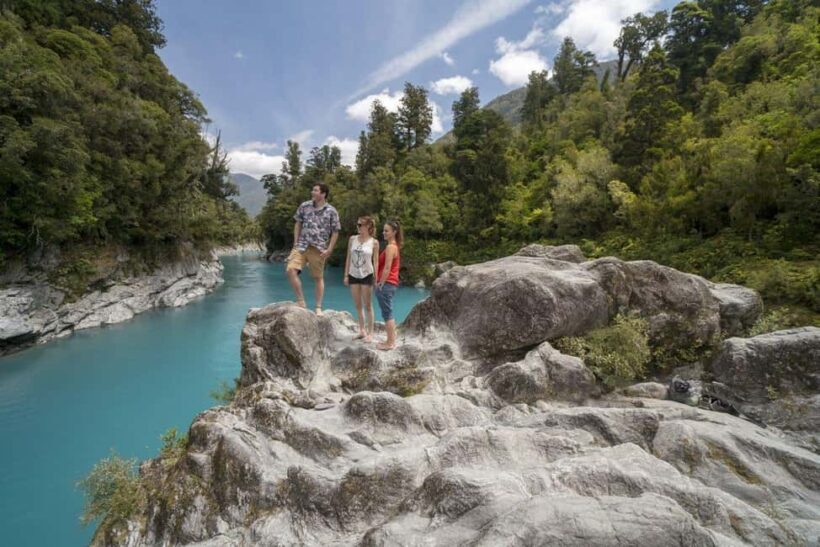 Queenstown to Christchurch via Franz Josef 2-Day Tour - Key Points