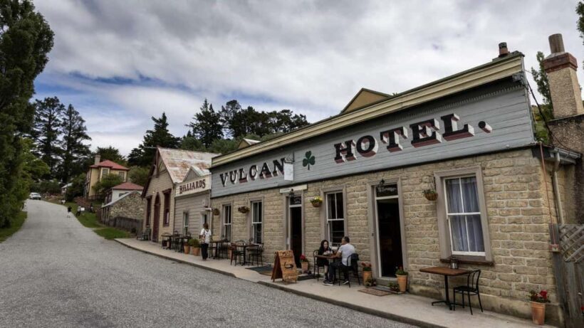 Queenstown to Middlemarch Small-Group Guided Tour (One-Way) - Key Points
