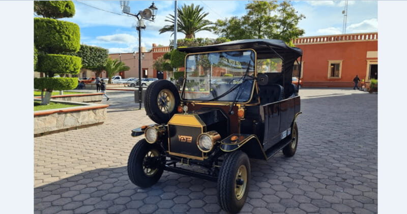 Querétaro: Adios Mama Carlota Tour - An Eco-Conscious Spin on Querétaro’s Key Sites