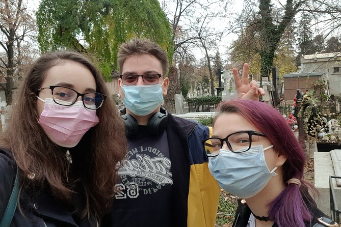 Quest Experience in Bellu Cemetery Bucharest - What to Expect During the Tour