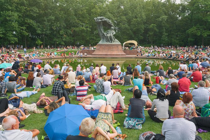 Quick - 3 Hour - Overview of Warsaw - Tour Experience