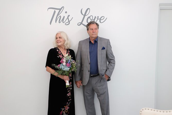 Quickie Las Vegas Wedding at Paradise Wedding Chapel - Chapel Location and Accessibility
