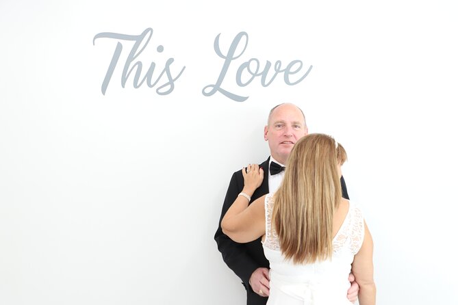 Quickie Las Vegas Wedding at Paradise Wedding Chapel - Preparing for the Wedding Ceremony