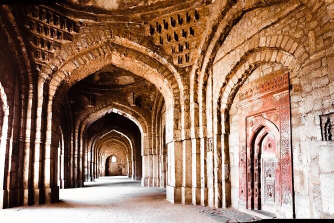 Qutub Minar & Mehrauli Temple/Market - FAQ