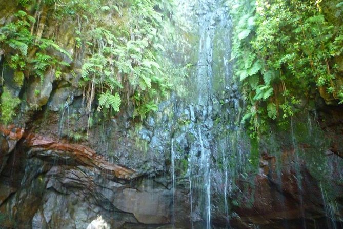 Rabaçal / 25 Fonts - Scenic Landscapes and Unique Features