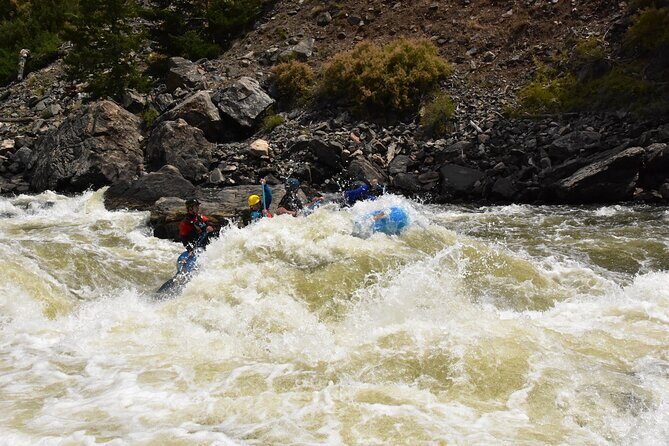 Raft through Gore Canyon- Class V Ultimate Advanced White-Water Rafting - Who Should Consider This Trip?