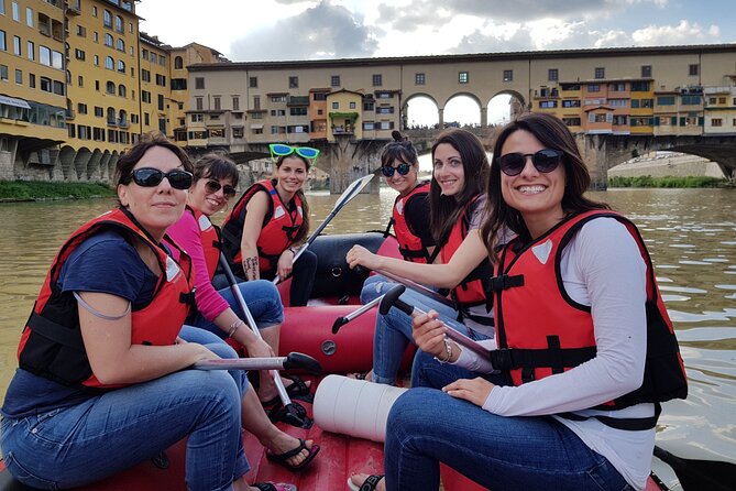 Rafting on the Arno River in Florence Under the Arches of Pontevecchio - Navigating the Arno Rivers Currents