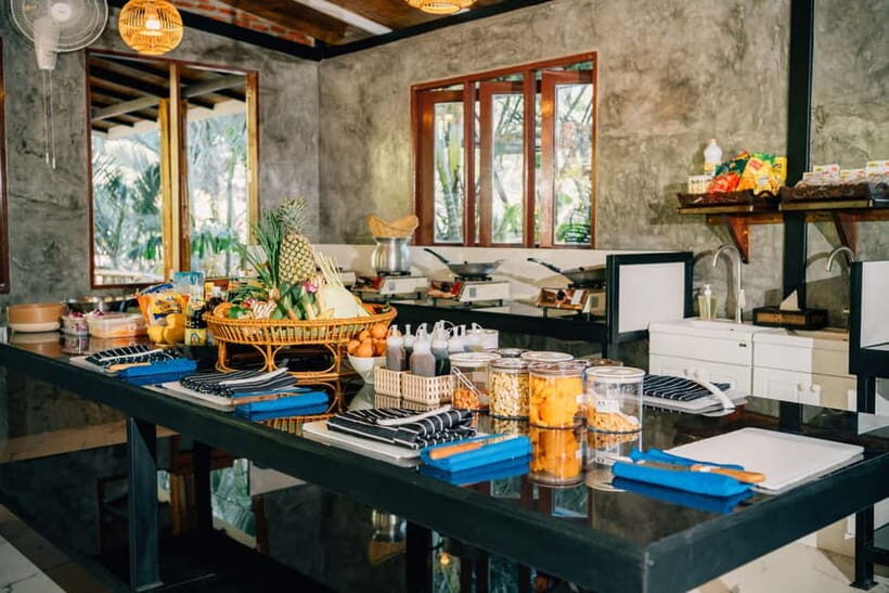 Railay: Hands-On Thai Cooking Class at Railay Beach - Key Points