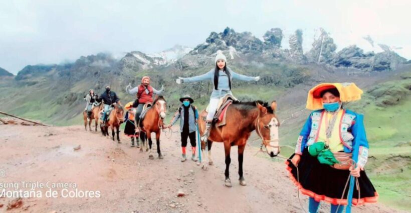 Rainbow mountain horseback riding tour + Buffet Lunch - Value and Practical Considerations