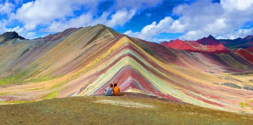 Rainbow mountain horseback riding tour + Buffet Lunch - Key Points