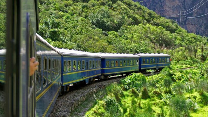 Rainbow Mountain tour and Machu Picchu tour by train - The Experience and Its Value