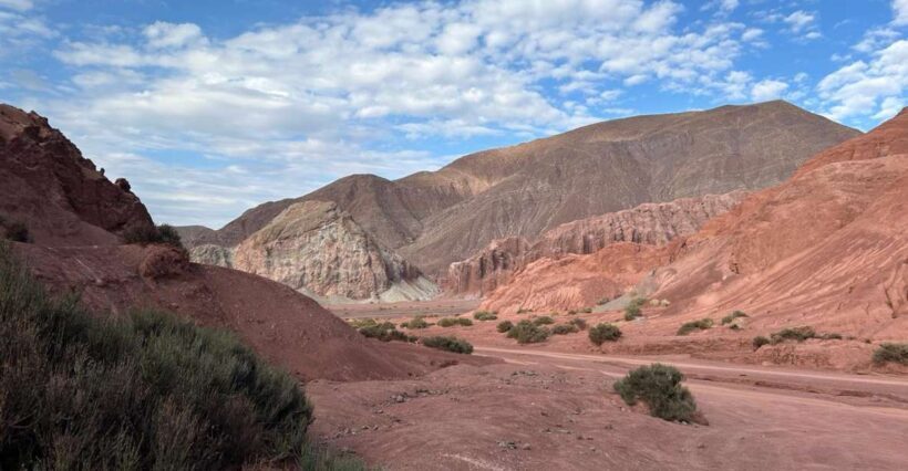 Rainbow Valley Tour + Petroglyphs (Yerbas Buenas) - Introduction