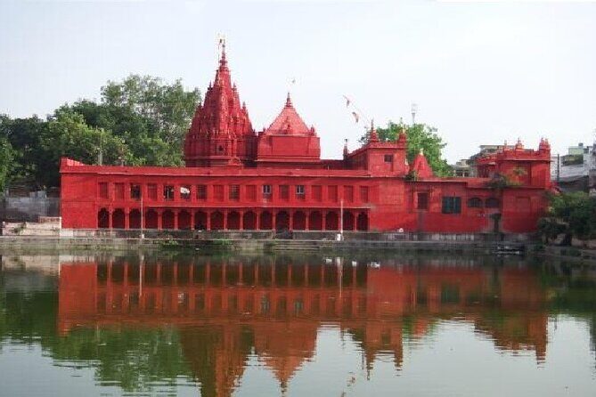Ramnagar Fort and Museum Tour in Varanasi - Key Points