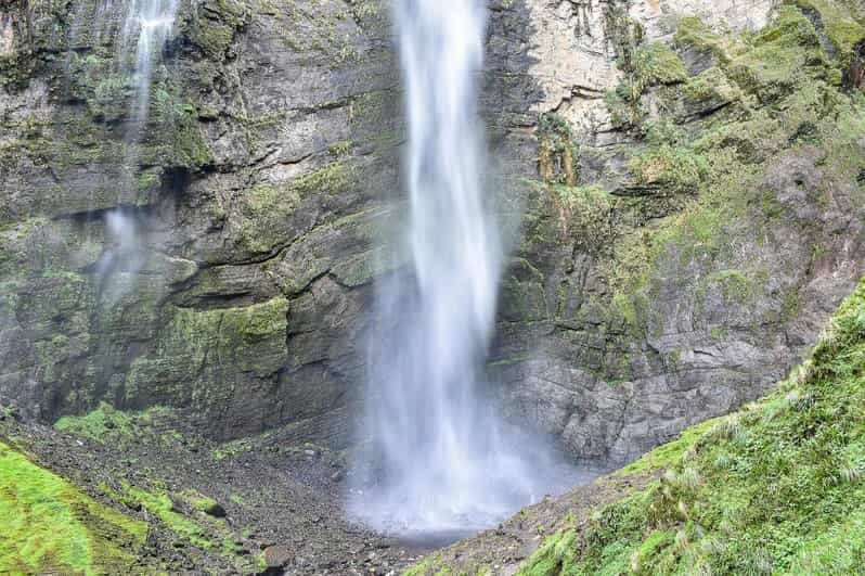 Rappelling at the Písac waterfalls - Key Points