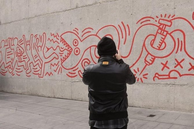 Raval Street Art and Graffiti Guided Tour in Barcelona - Practical Tips for Travelers
