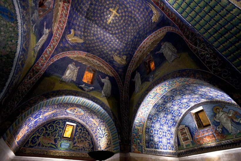 Ravenna: Private UNESCO mosaics Guided Walking Tour - Key Points